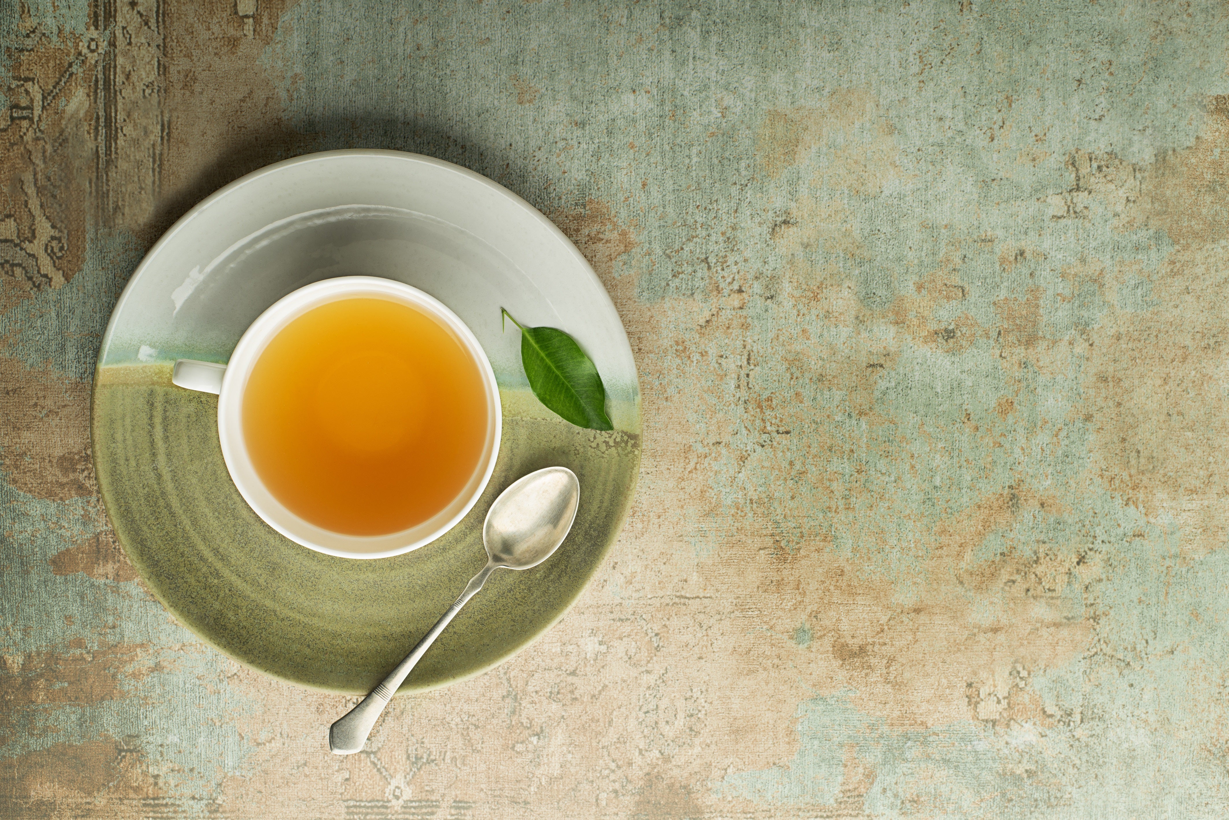 Caffeine in tea: Discover the gentle energy | Nortea